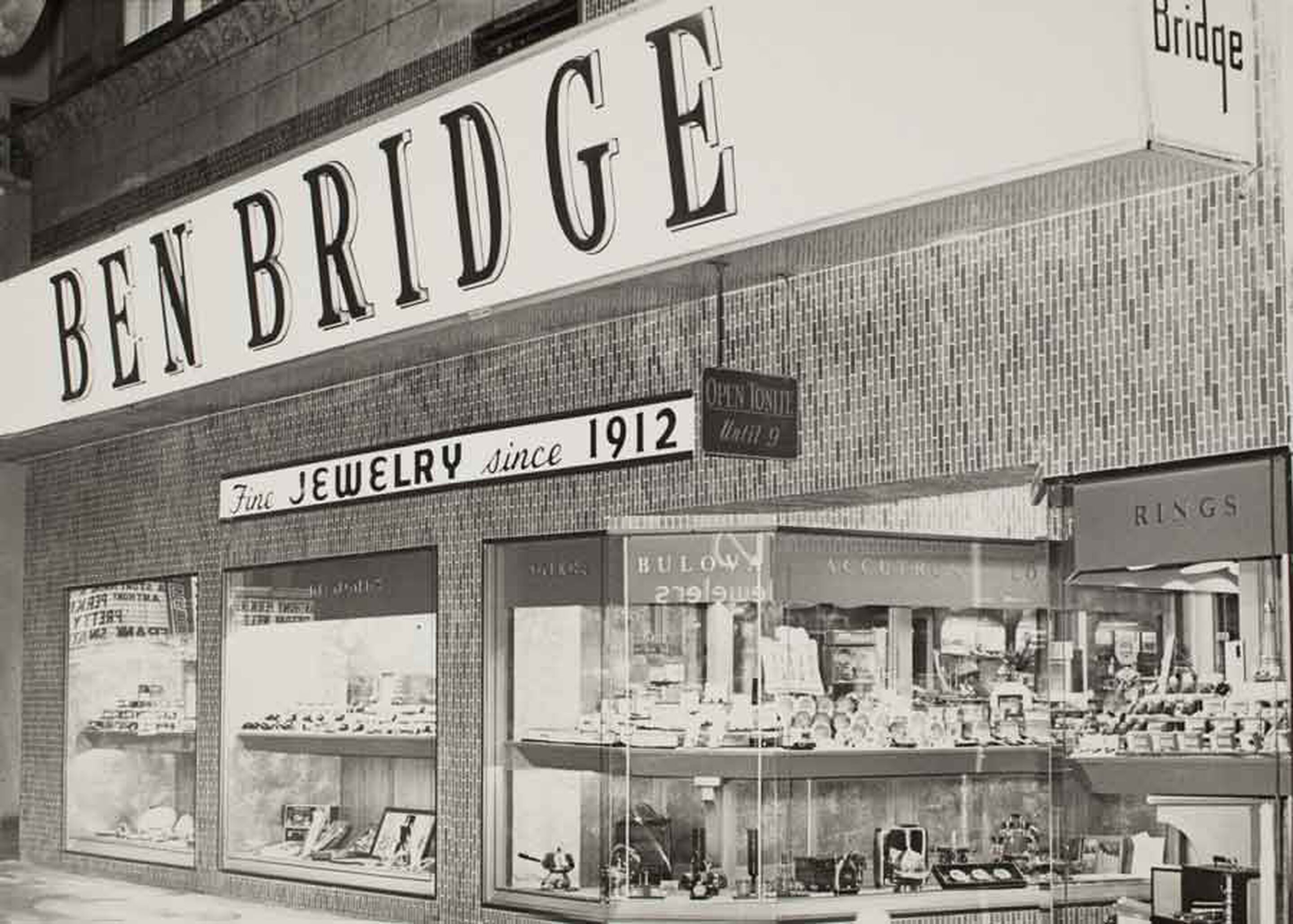 Gifts from Ben Bridge | Ben Bridge Jeweler