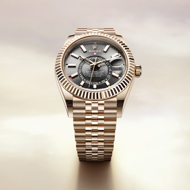 Rolex Sky-Dweller in Yellow Rolesor - combination of Oystersteel and ...
